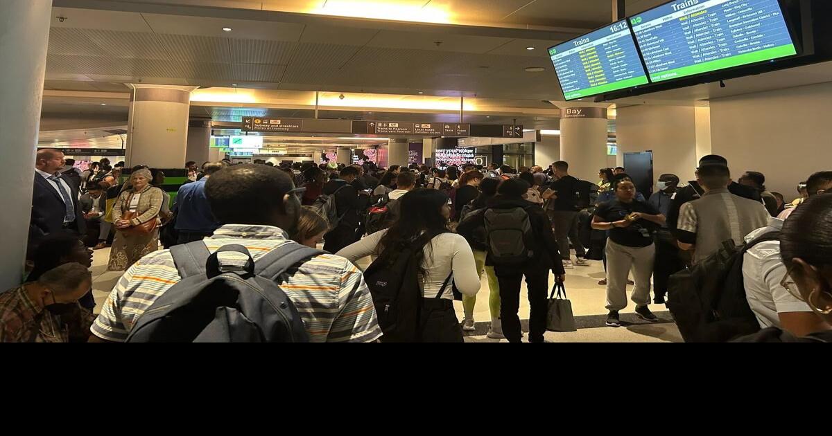 GO train outage cause given by CN Rail