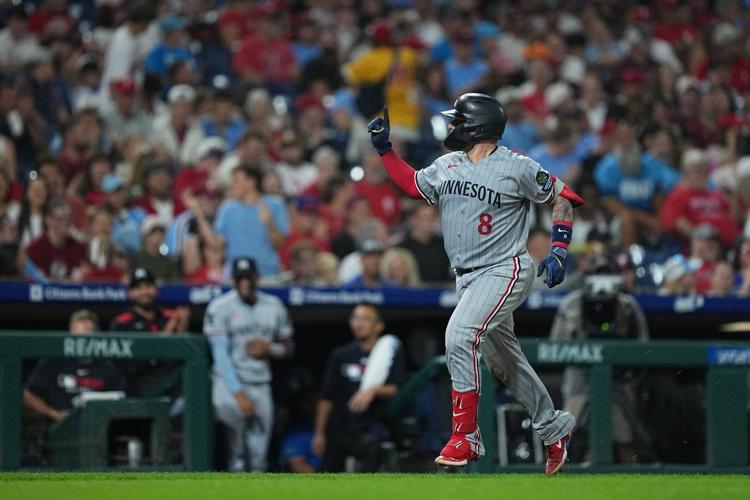 Nola takes perfect game into 6th, moves to 2nd on Phillies' strikeout ...