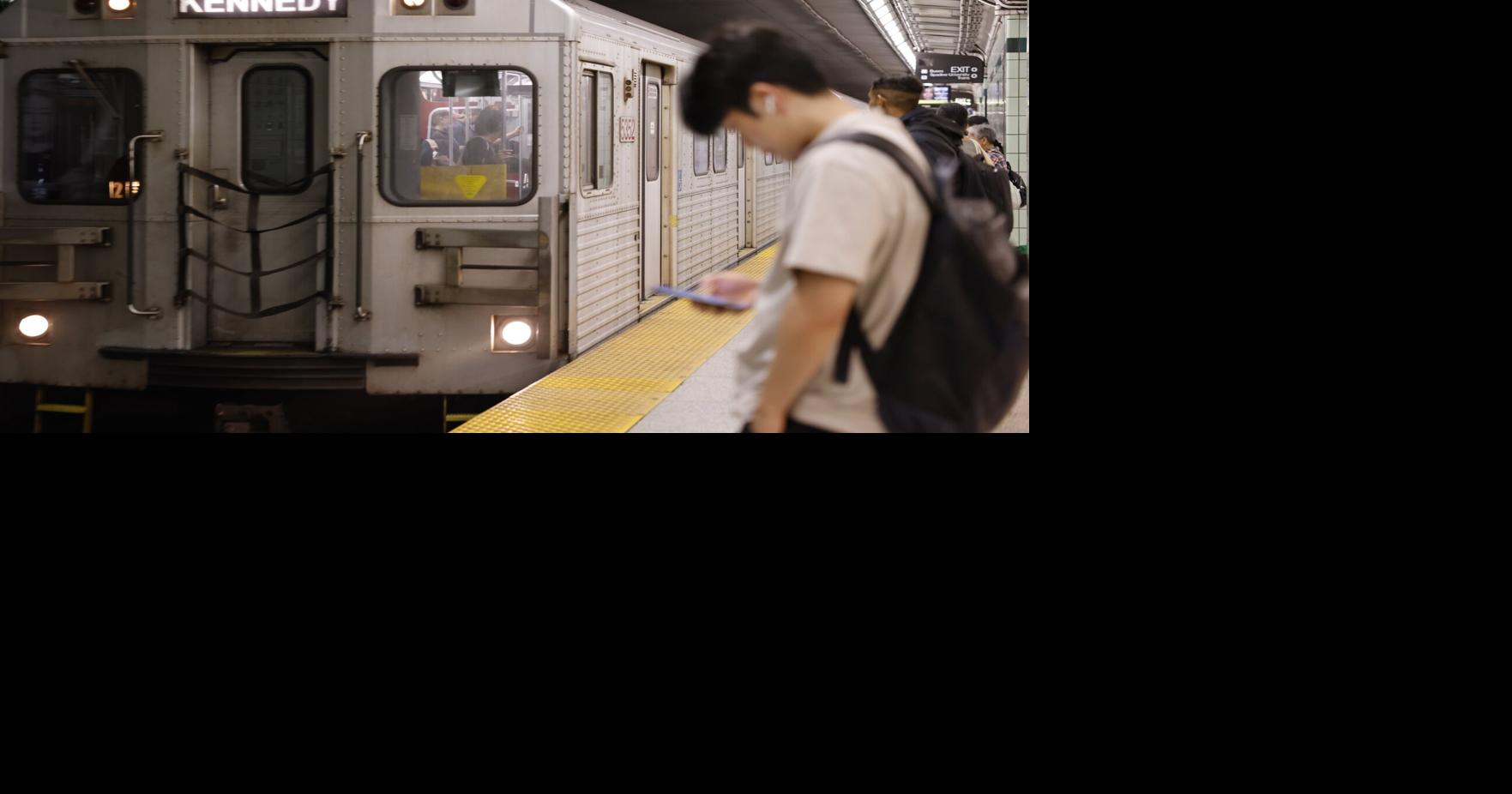TTC service resumes on Line 2 after signal issues Tuesday