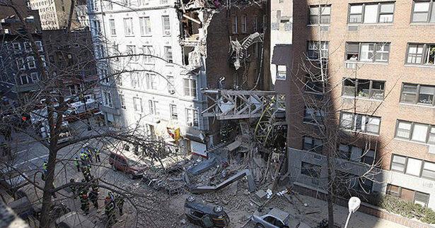 Crews search rubble after deadly crane collapse Crews search rubble after deadly crane collapse