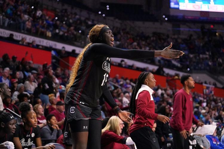 Raven Johnson, Edwards lead the way as No. 3 South Carolina holds off ...