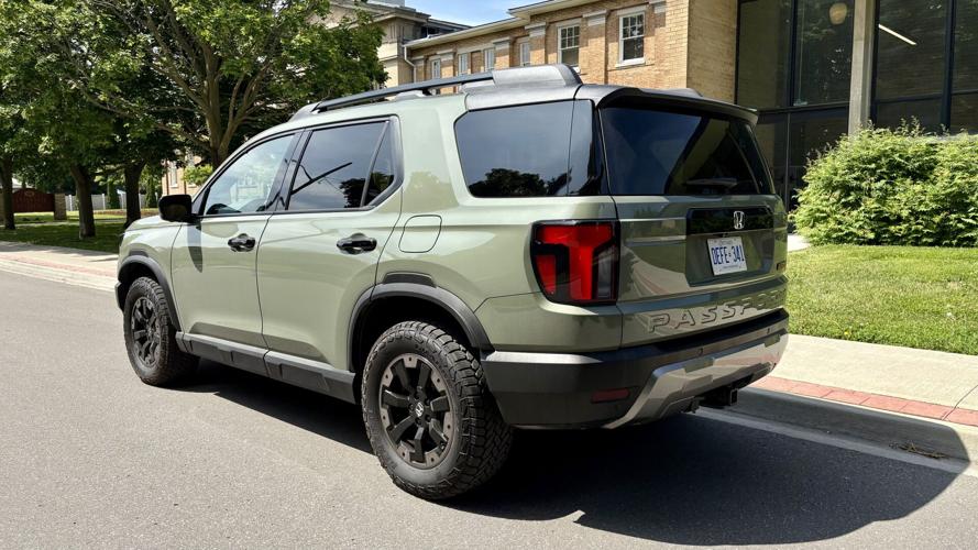 2026 Honda Passport offers comfort, handles trails