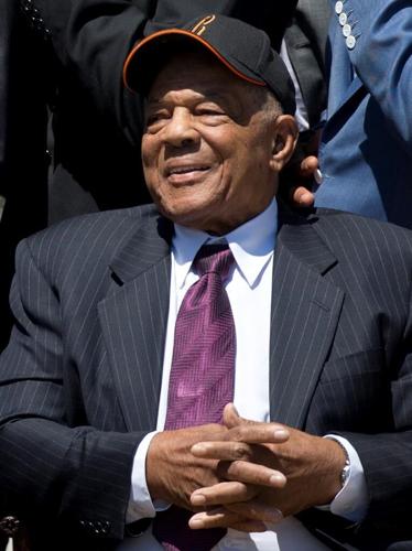 Willie Mays, Giants’ electrifying ‘Say Hey Kid,’ has died at 93