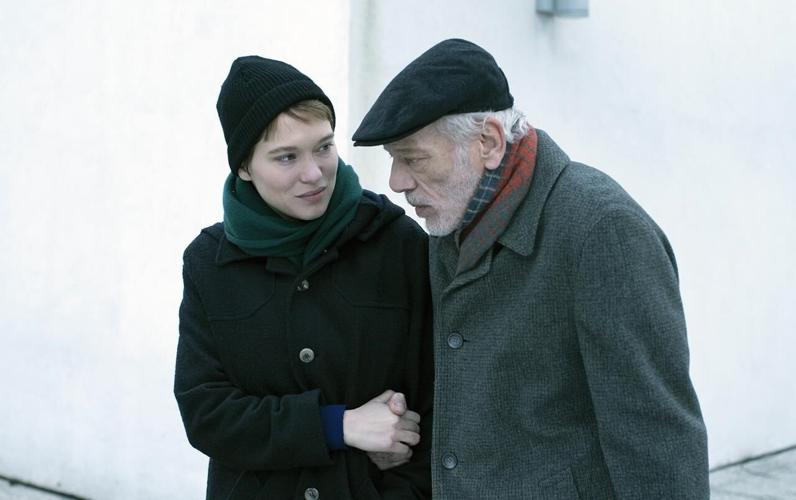 Review: Fleeting joys in the sublime ‘One Fine Morning’