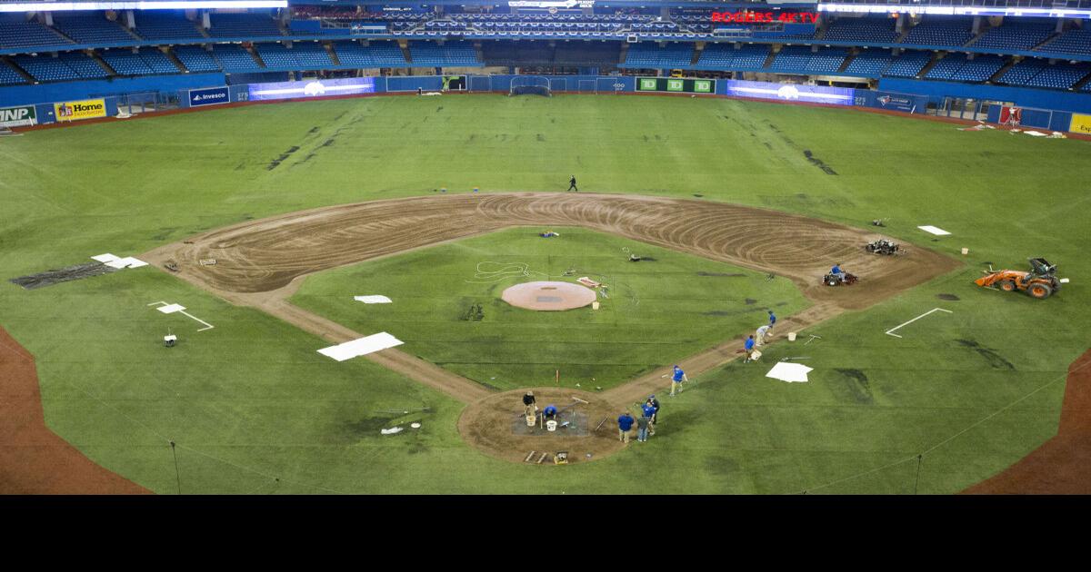 Blue Jays debut Rogers Centre all-dirt infield on Friday