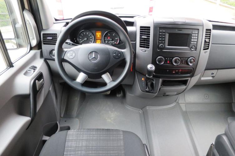 2015 Mercedes-Benz Sprinter 4x4: Up the mountain we go