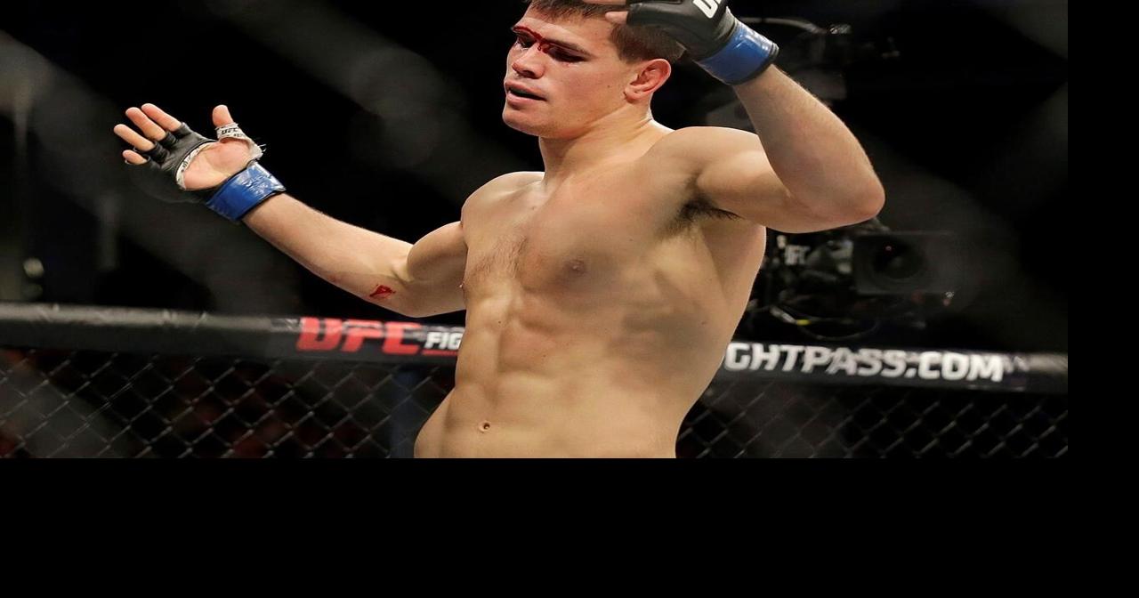 Canadian welterweight (Proper) Mike Malott scores first-round TKO win ...