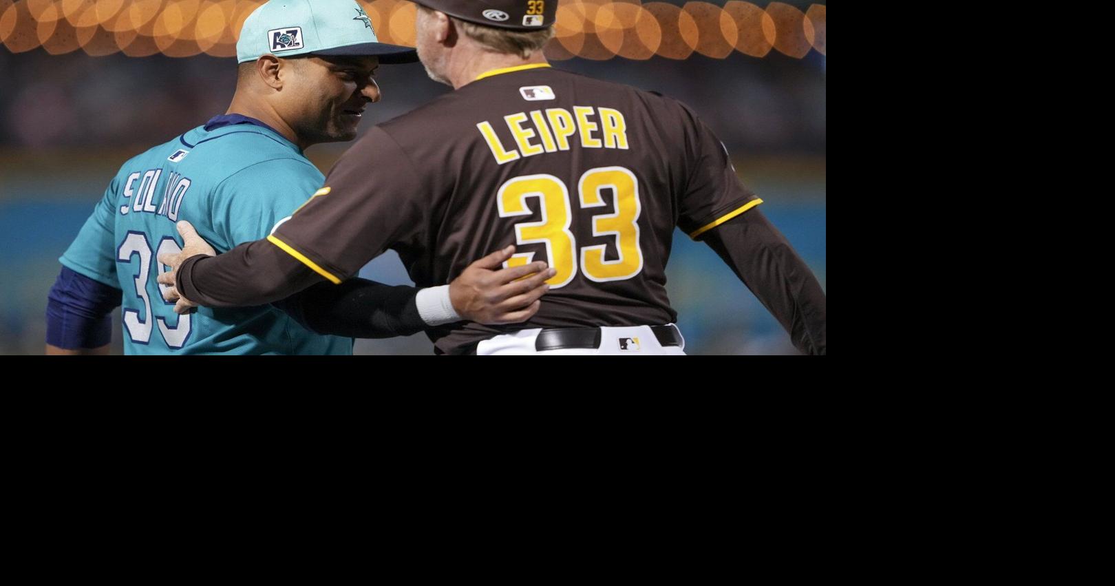 Vedder Cup at stake when Padres face Mariners as part of Pearl Jam ...