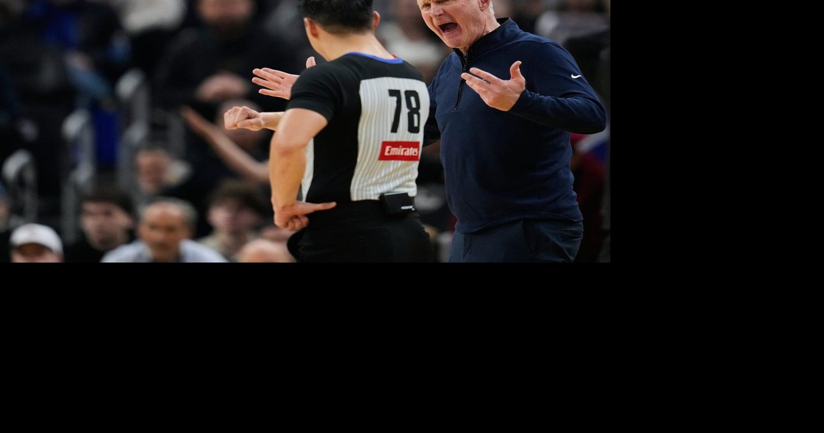 Warriors coach Steve Kerr ejected after heated exchange over no-call in ...