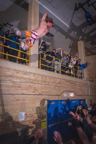 WWE superstar Bret Hart joins Greektown Wrestling