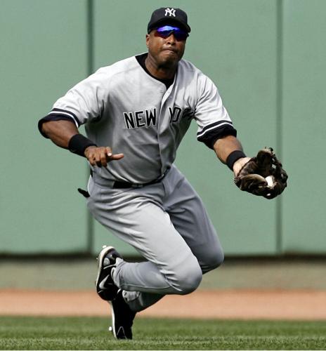 Bernie Williams among first-year players eligible for baseball hall