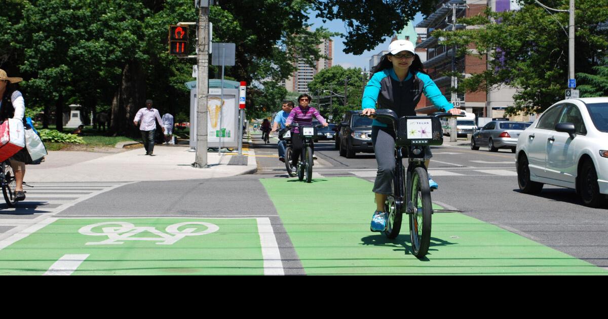 Toronto’s first dedicated bike lanes on Sherbourne start of bigger network
