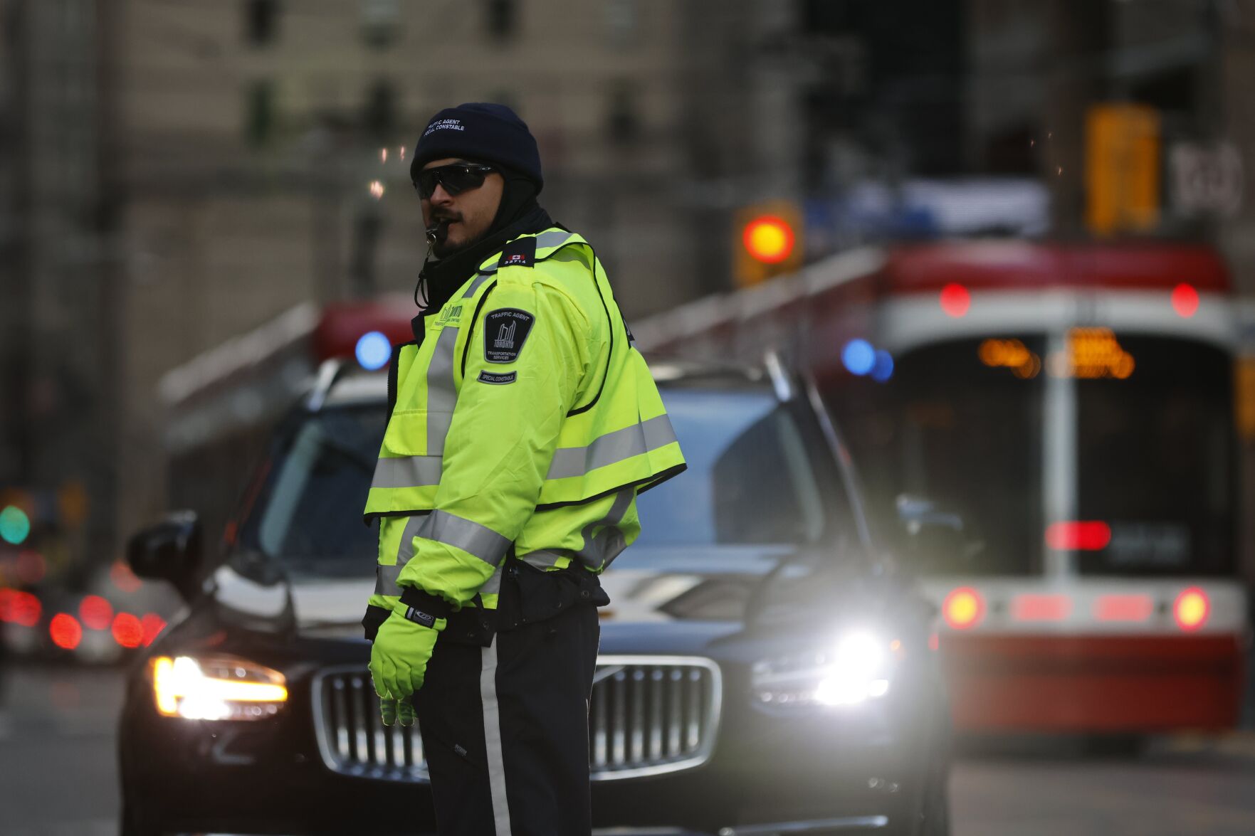 Video: How Toronto’s traffic agents clear the congestion