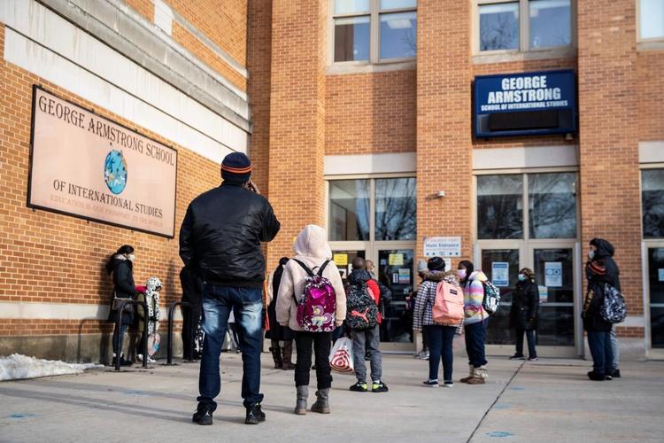 Chicago schools open doors to thousands more students