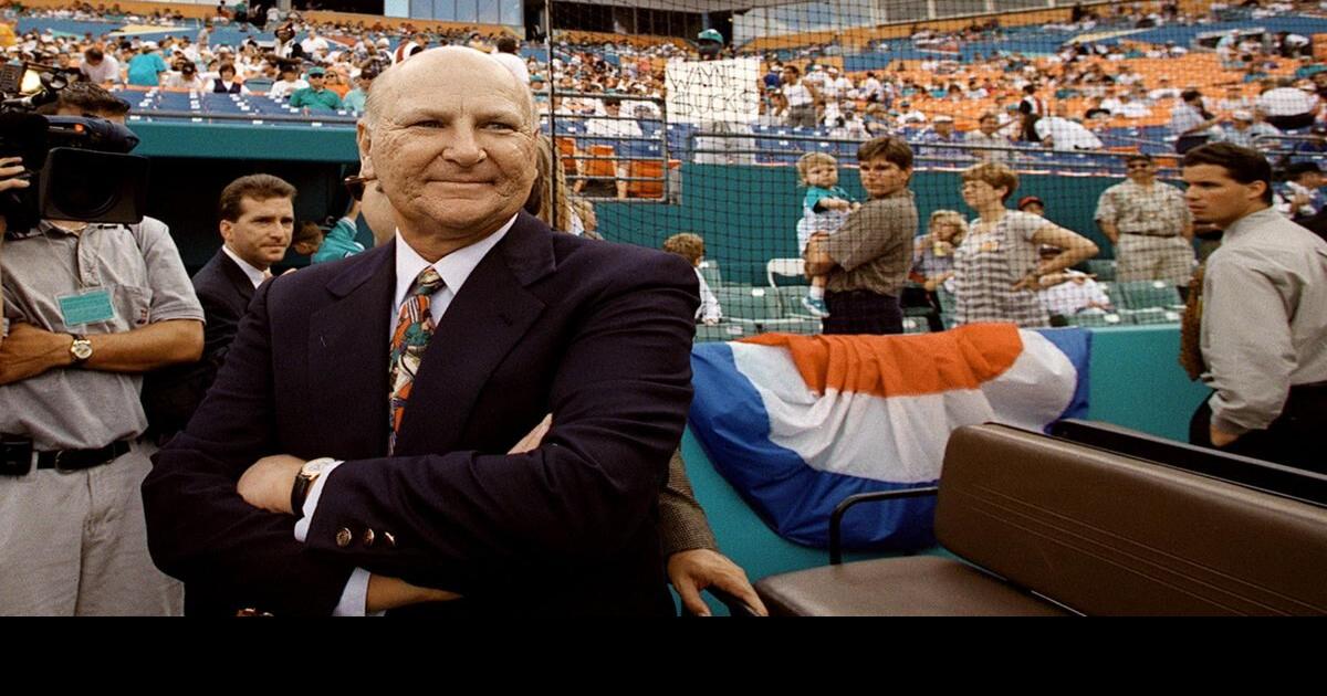 Wayne Huizenga, owner of Blockbuster, Miami sports teams, trash giant ...