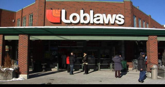 Shopper spotted mouse 'in plain sight'