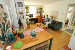Toronto couple’s 430-square-foot place is cosy, stylish home