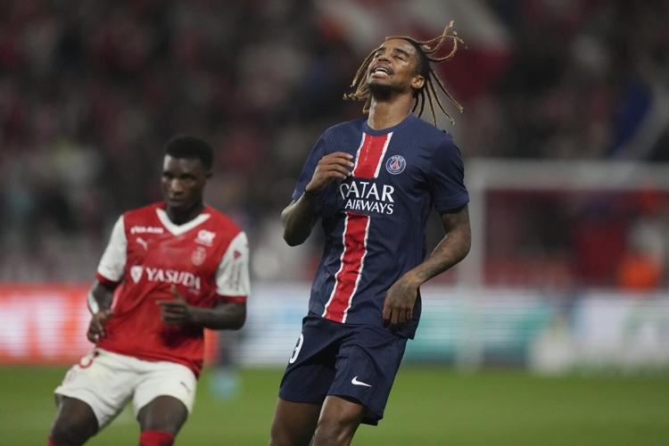 French leader PSG drops its first points after 1-1 at Reims