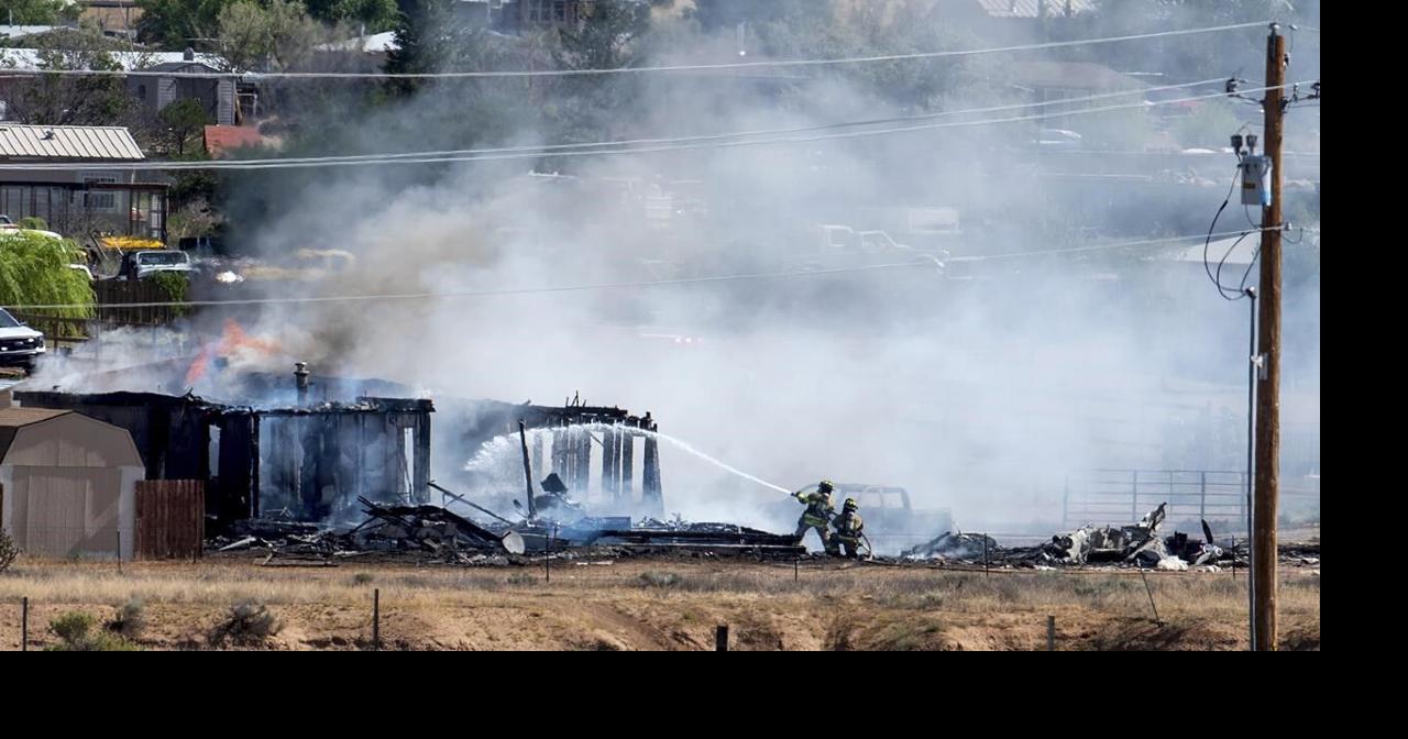 Pilot dies as small plane crashes into unoccupied home in New Mexico