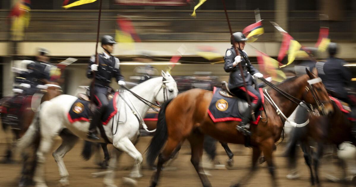 Toronto Police Mounted Unit recruits saddle up for graduation