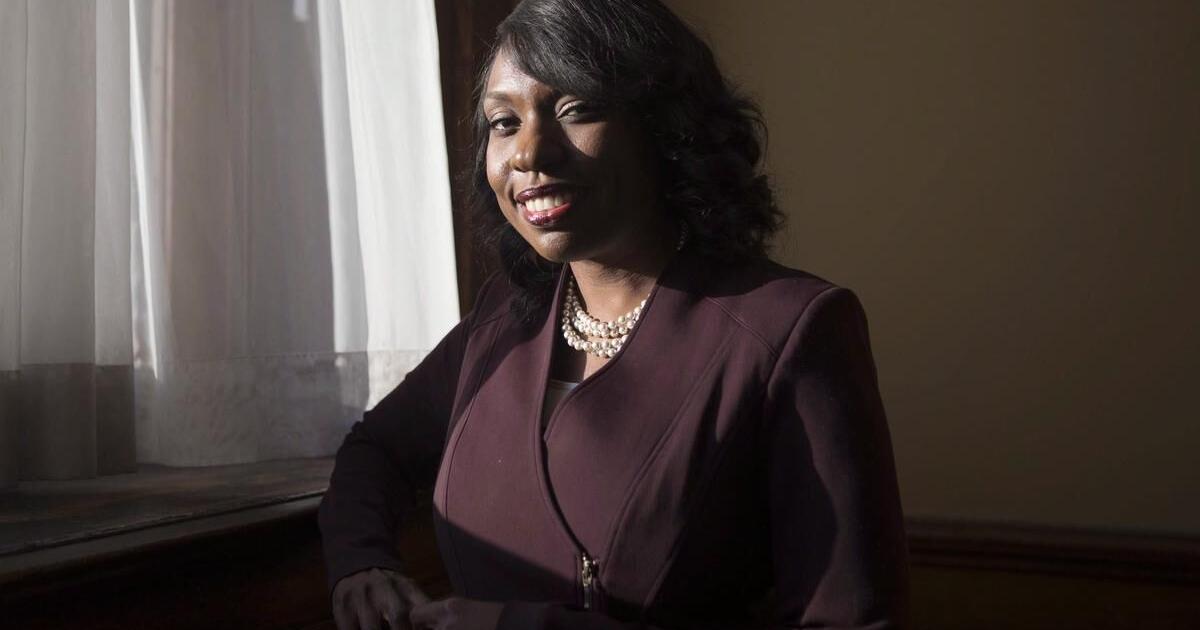 Seven remaining Liberal MPPs prepare to rebuild their party