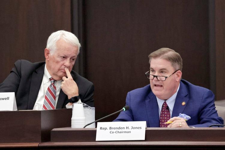 North Carolina GOP poised to redraw House map, aiming to secure another ...