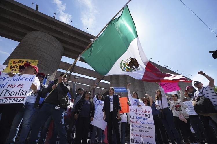 Workers at Mexico's federal courts launch a 4-day strike over president ...
