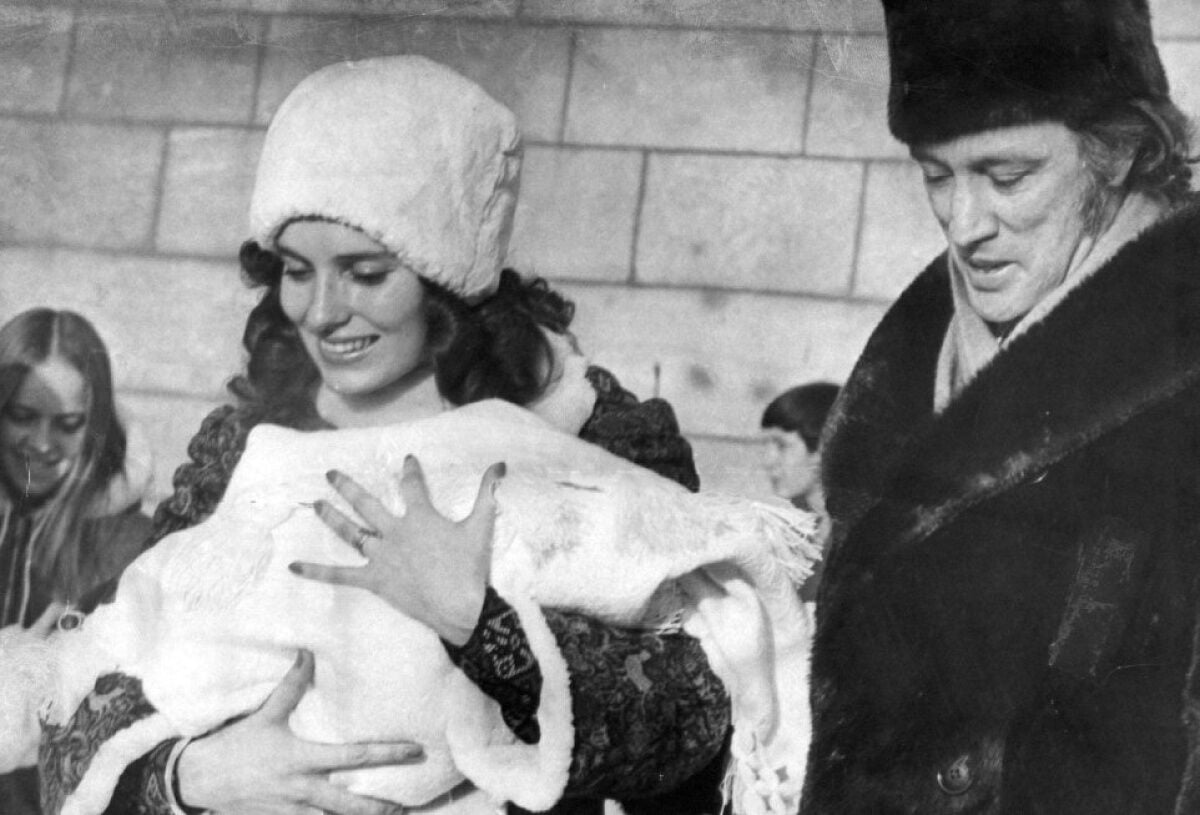 Justin Trudeau’s childhood marked by privilege and upheaval