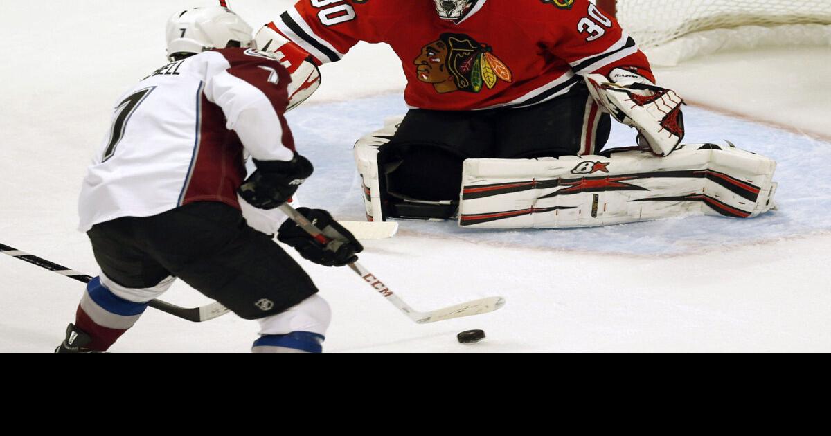 Chicago Blackhawks win 11th straight, extend points streak to 24 games