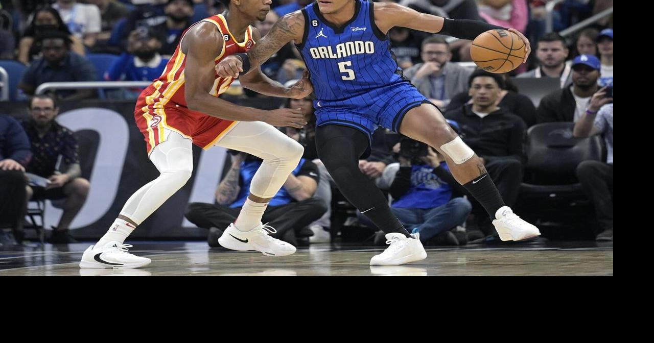 Hawks forwards Collins, Hunter sidelined with injuries