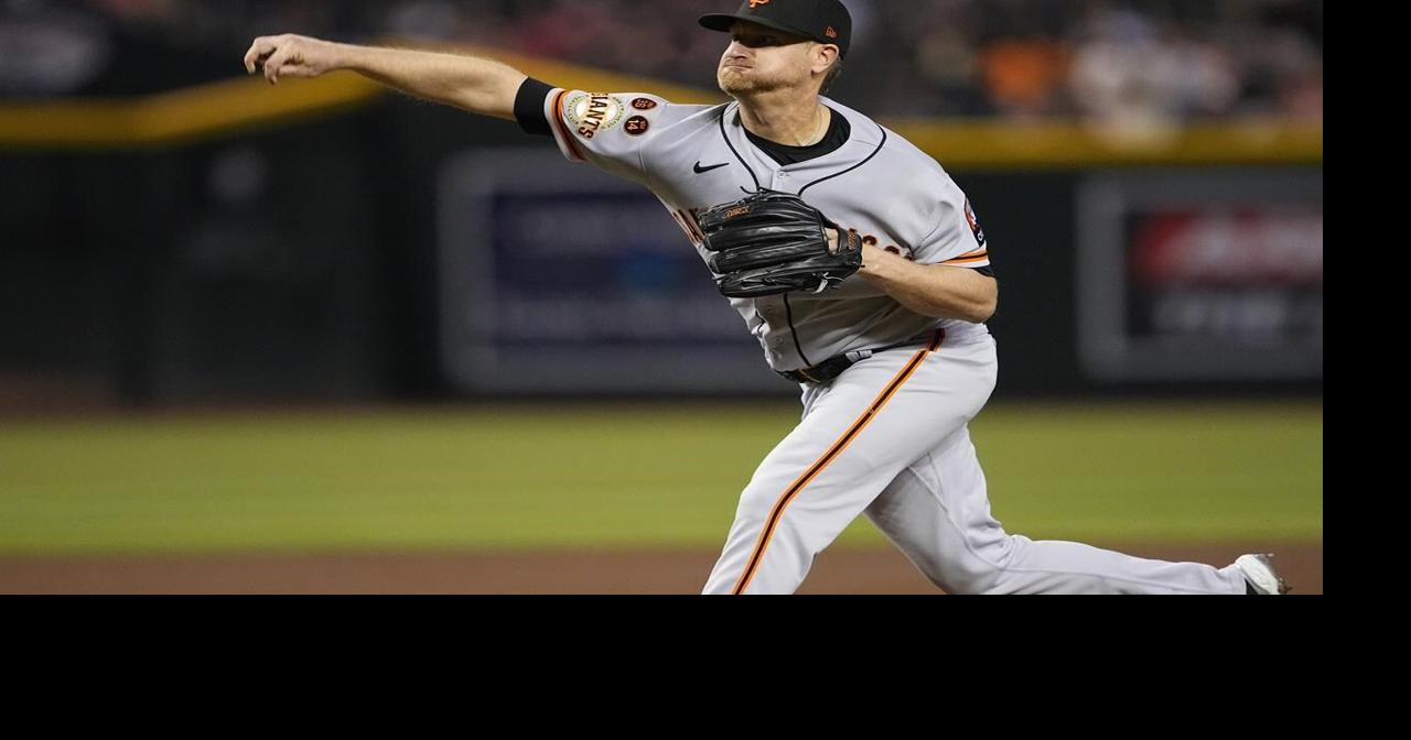 Giants right-handed pitcher Alex Cobb leaves game in 3rd inning after ...
