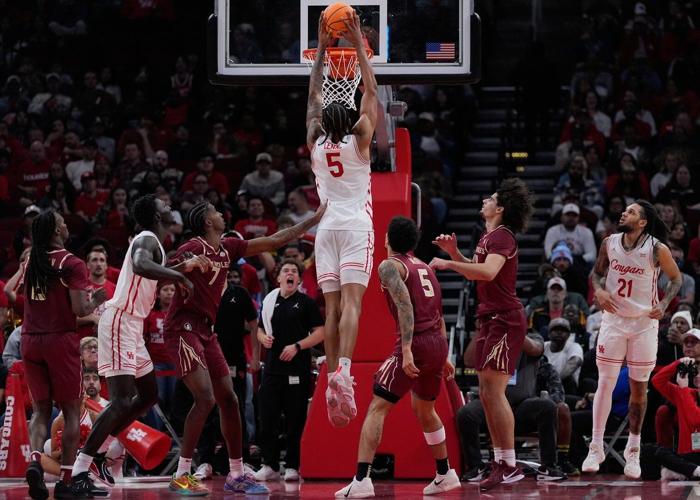 Emanuel Sharp scores 27 points, No. 8 Houston beats Florida State 82-67