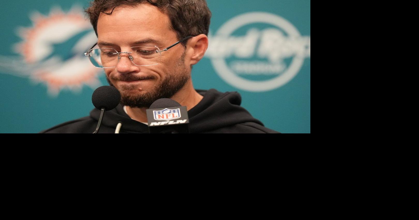 Miami fans boo as another last-minute loss leaves Dolphins reeling, and ...