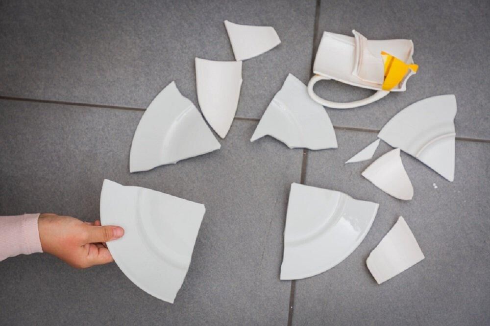 What to do if items in your home are damaged during a showing