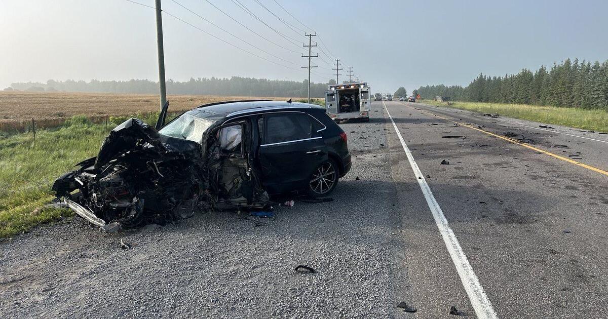 Driver airlifted with after early morning crash in Beaverton