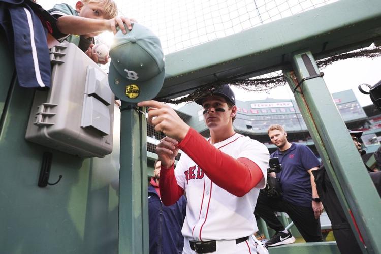 Top prospect Roman Anthony gets first career hit in second MLB game