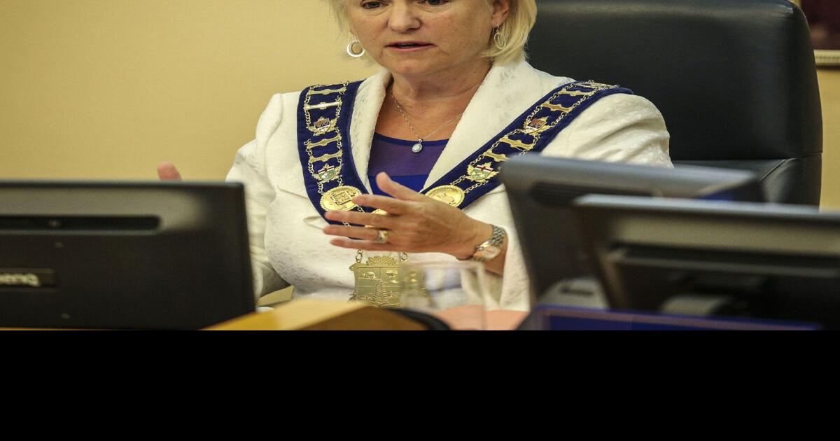Brampton mayor Susan Fennell serves the Toronto Star with libel notice
