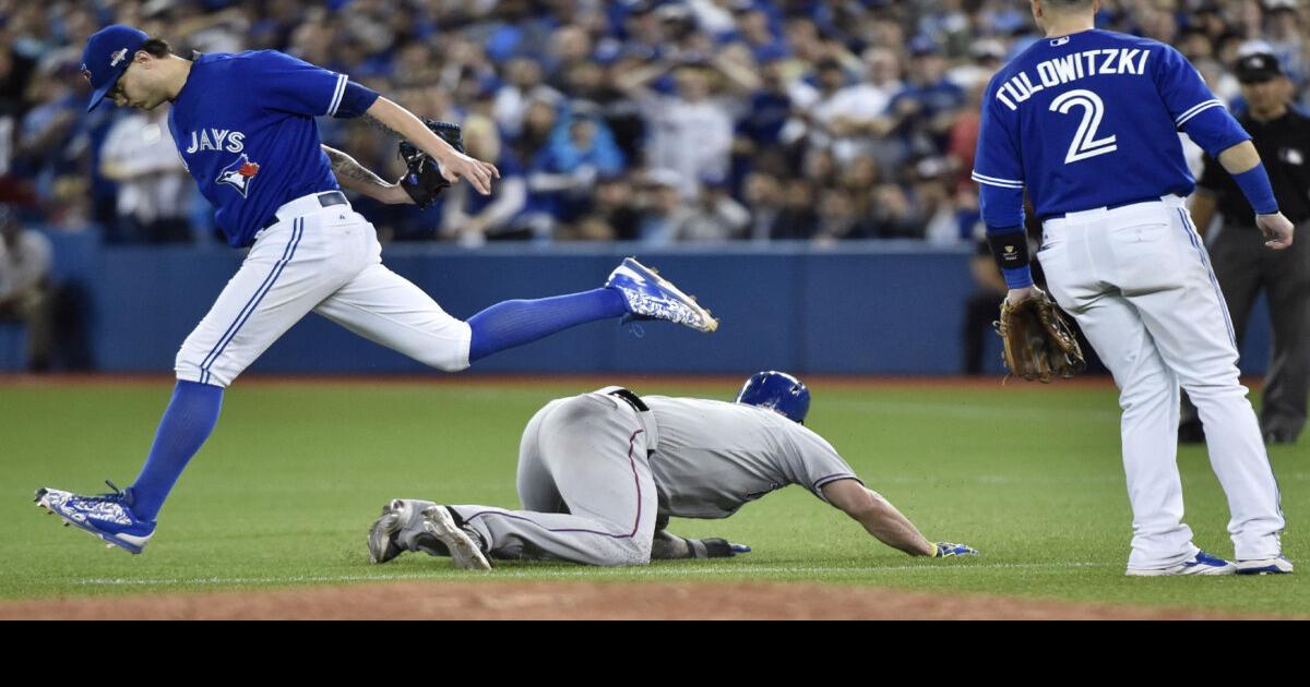 Blue Jays’ Brett Cecil out with torn calf muscle