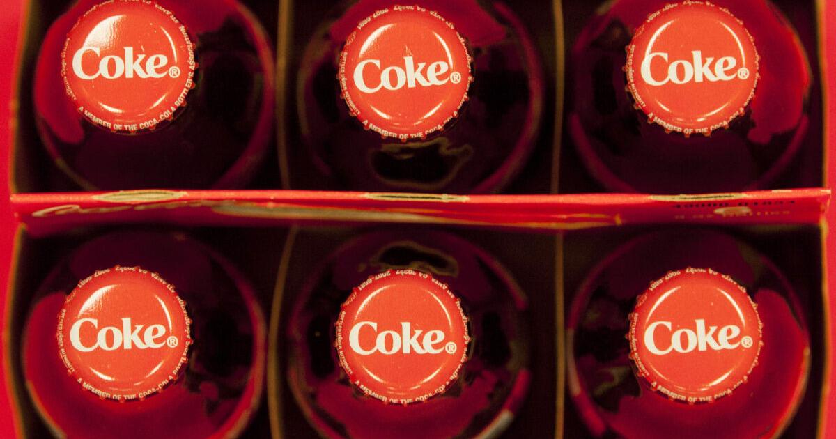 Coke profits fizzle as soda sales fall