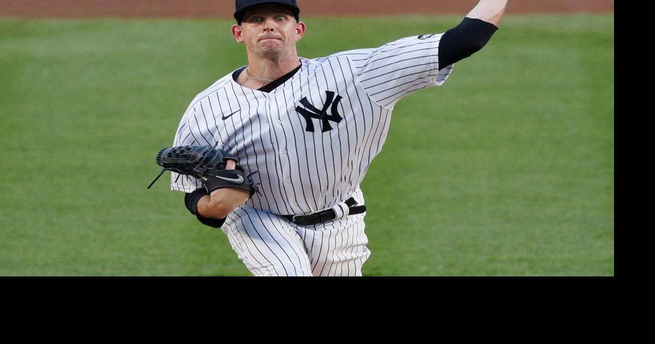 AP source: Canadian Paxton returns to Mariners for $8.5M, 1-year deal