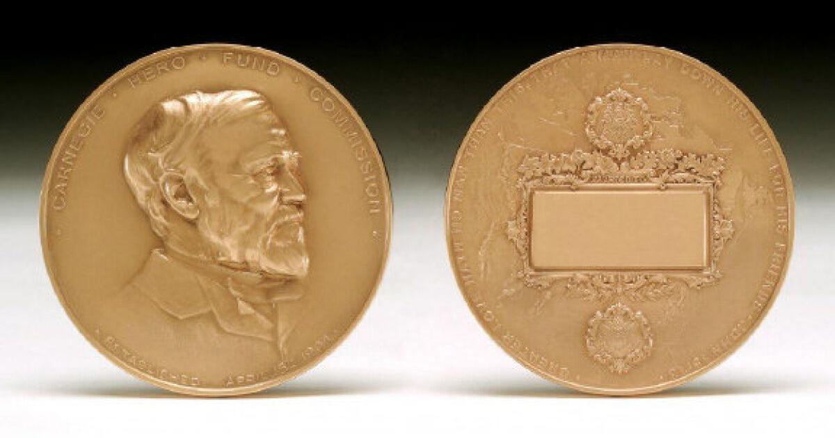 Seven Canadians awarded Carnegie medals for heroism