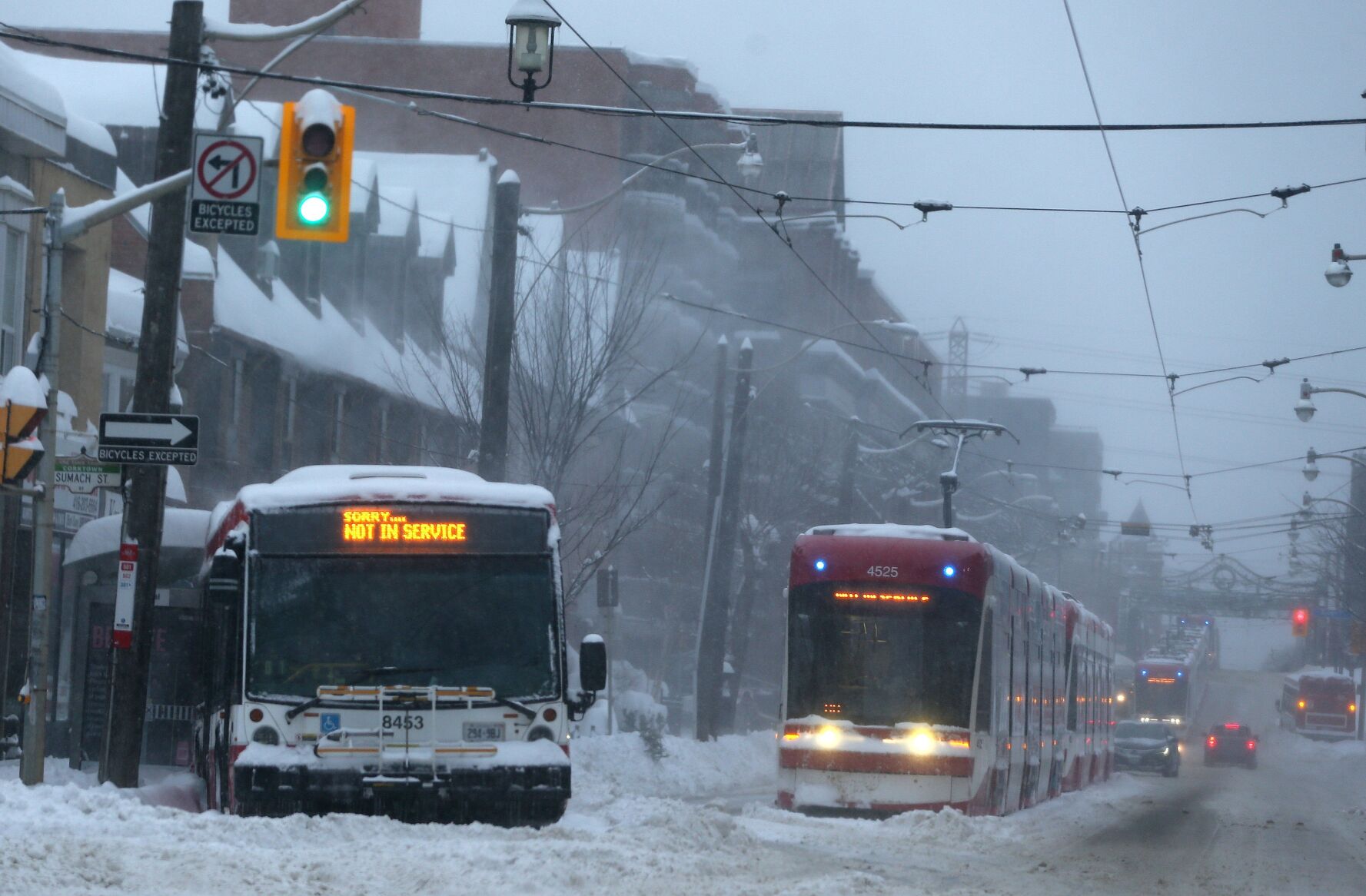 Toronto’s snow cleanup: Was it as bad as the mayor said?