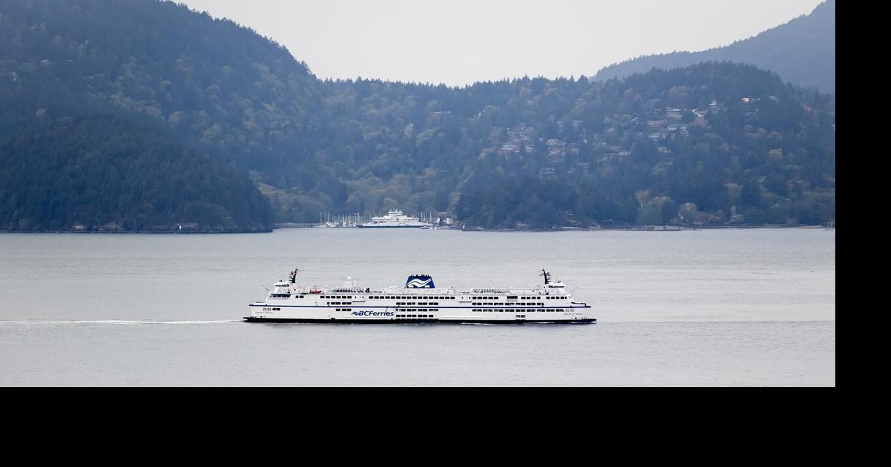 Engine problems with BC Ferries vessel snarl start of holiday weekend ...