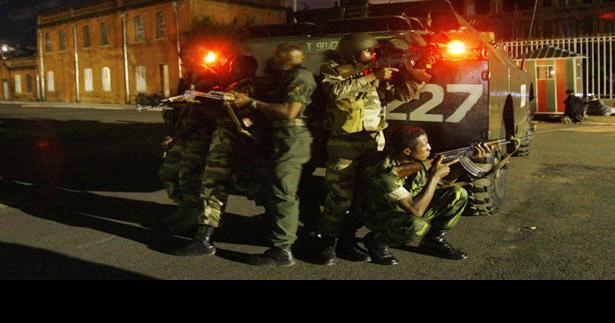 Madagascar soldiers take presidential palace