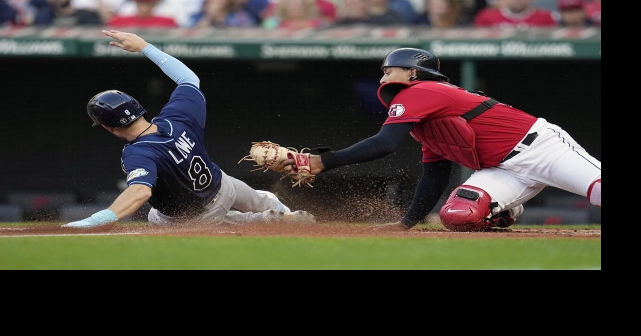 Bo Naylor doubles in the go-ahead run in the 7th inning in the Guardians' 3-2 victory over the Rays