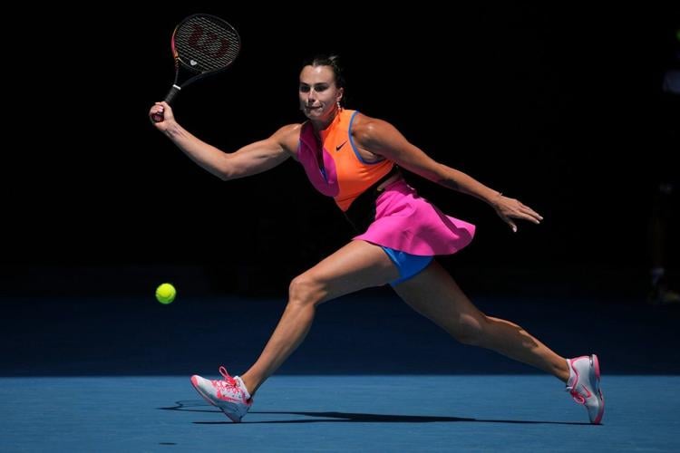 Top-ranked Sabalenka powers her way into quarterfinals at Australian Open