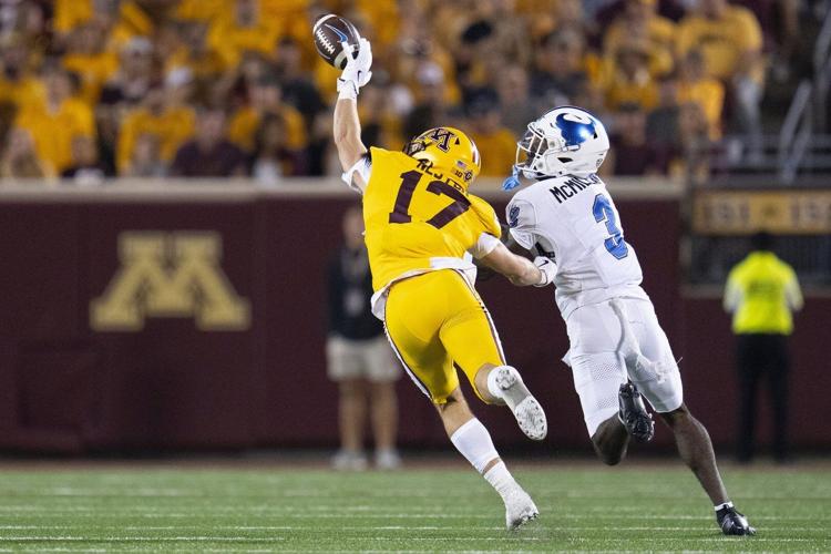 Minnesota beats Buffalo 23-10 in opener as Drake Lindsey passes for 290 ...