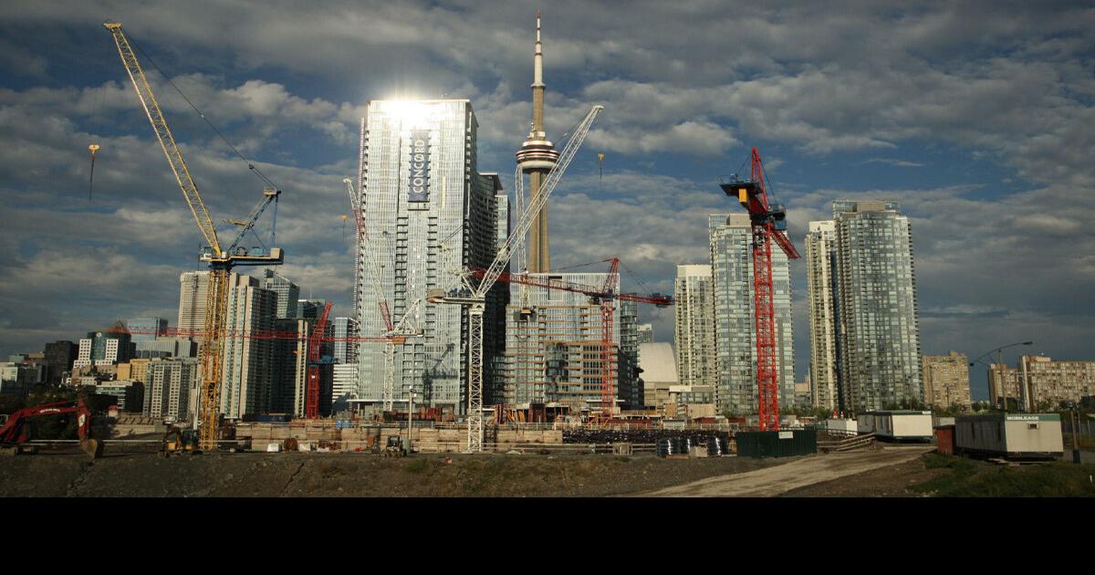 Hume: Are Toronto condo towers slums in the making?