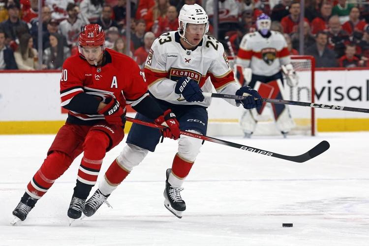 Greer, Lundell help Panthers beat back Hurricanes 6-3