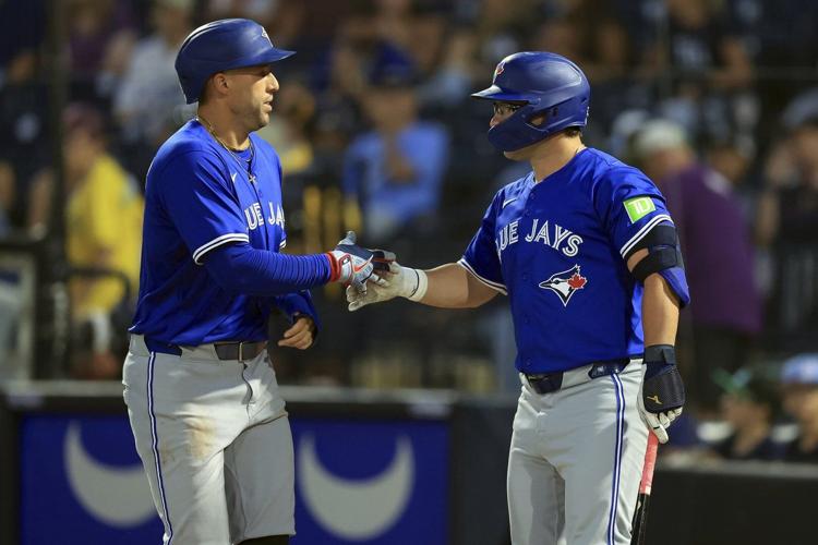Blue Jays beat fading Rays 6-5 for 6th straight win, close in on AL East title